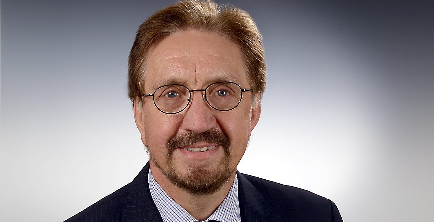 Laden an der heimischen Steckdose kritisch - Was Massen-E-Mobilität für ...